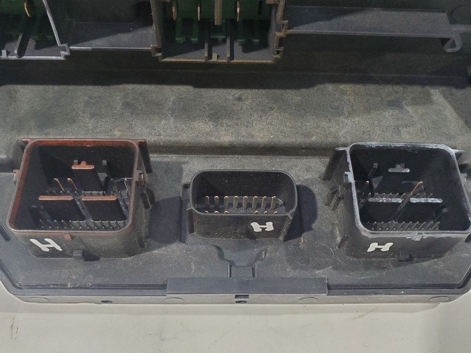 2009 Dodge Nitro OEM TIPM Totally Integrated Power Module 04692300AB | eBay