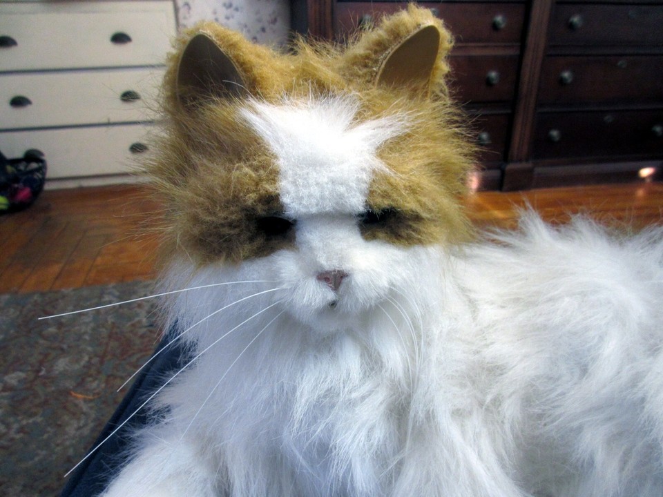 Cat FurReal Plush Therapy Animatronic Companion Hasbro Furreal Friends ...