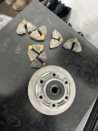 #3103 Suzuki GS750 GS 750 Rear Cush Drive / Hub | eBay