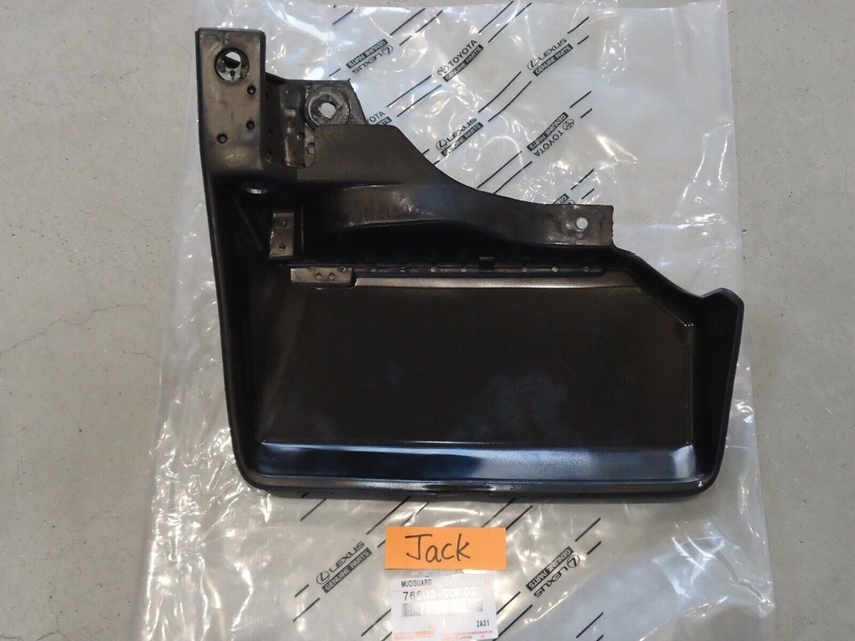Toyota Genuine OEM MUDGUARD SUB-ASSY, FRONT FENDER, RH LAND CRUISER ...
