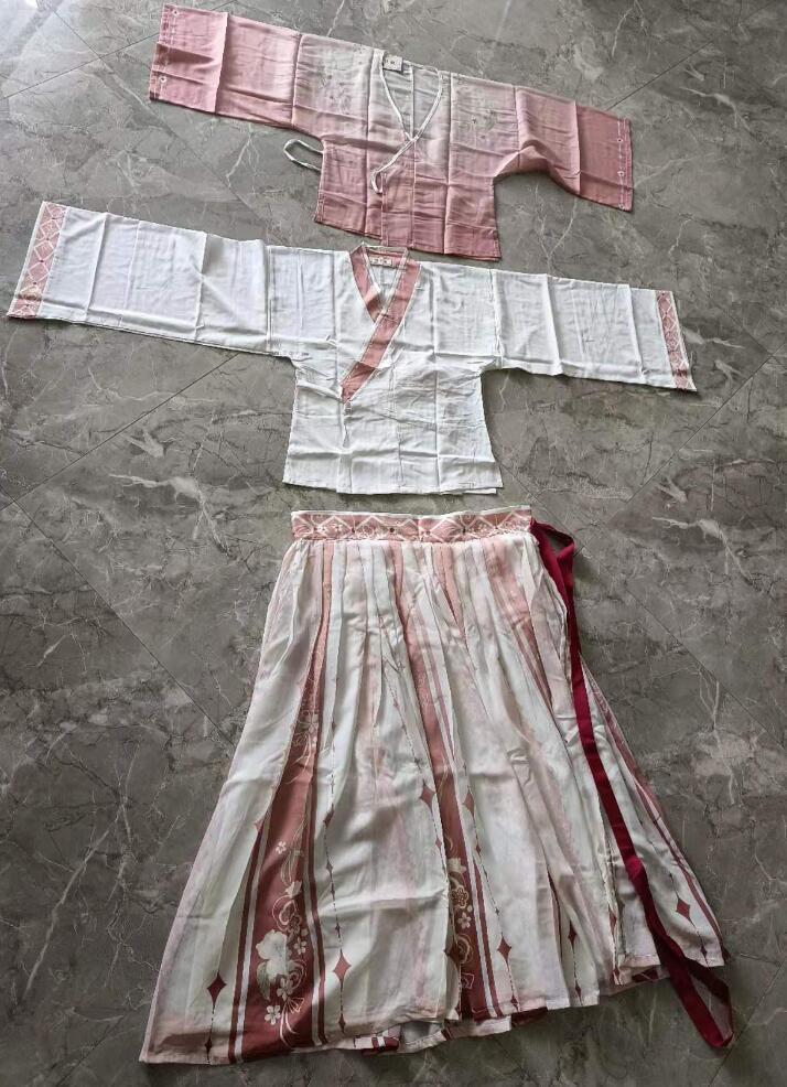 Ancient Chinese Hemp Clothing