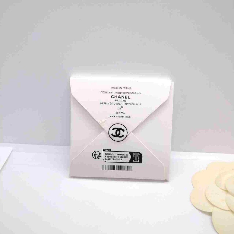 CHANEL LA Collection Sticky Note Notebook & Smartphone Ring Phone ...