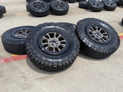 17" Jeep Wrangler 392 Gladiator Rubicon OEM 9304 95240 BEADLOCK wheels ...