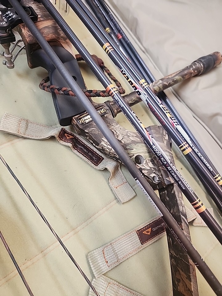 RH Parker Hunter Mag Compound Bow & Lots Of Extras Arrows Bow Case ...