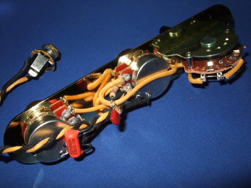 Telecaster 32mm Control Loaded Plate GOLD Pre-Wired 3 Way with Treble ...