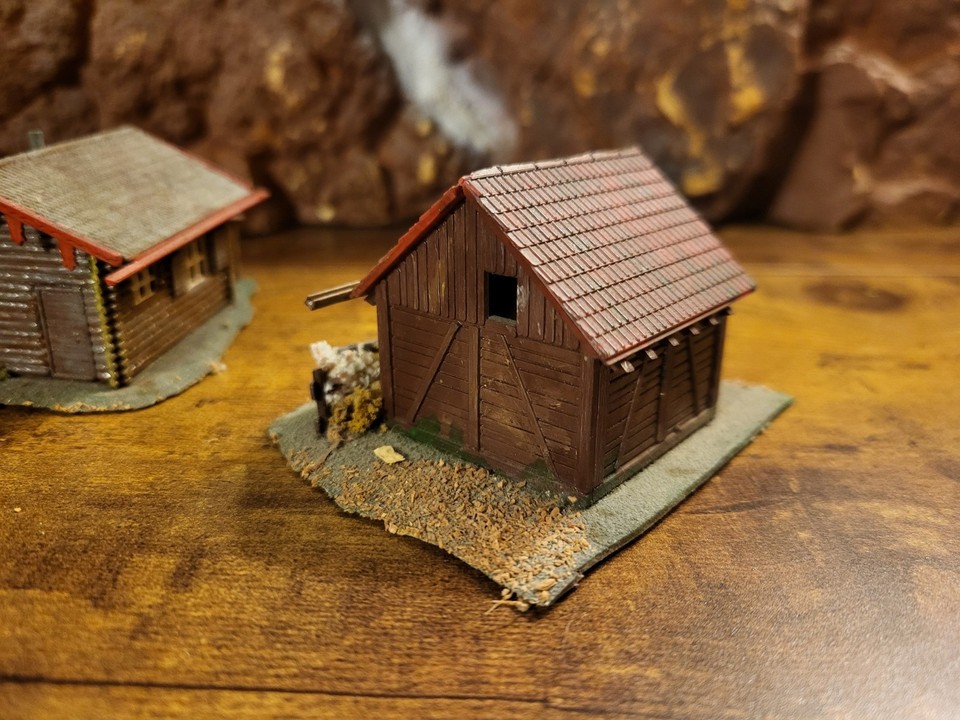 Lot of 3 HO Scale Cottages/Cabins, $5/$2/$10 Ship (Lot 059) | eBay