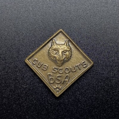 Nice Vintage Bronze Boy Scout Cub Scouts Wolf Pin B.S.A. BSA Bobcat ...