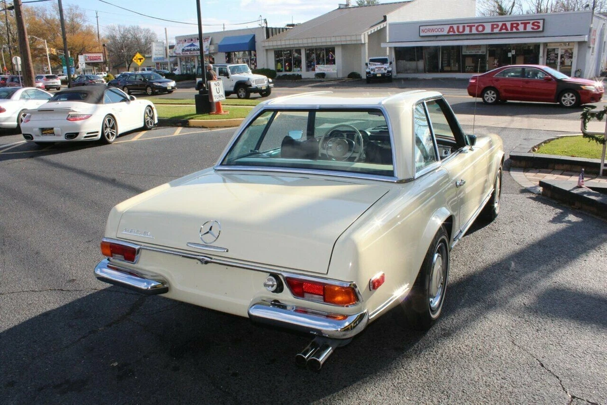 Mercedes-Benz 280SL: The Pagoda Owned by Roger Waters of Pink Floyd