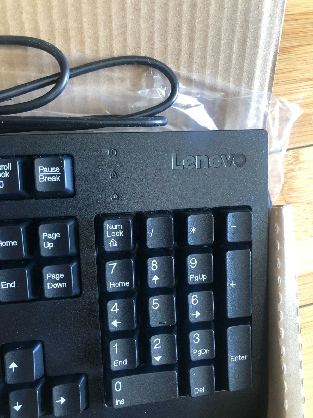 New Genuine Lenovo Traditional USB Keyboard 00XH688 SD50L SD50K Series ...