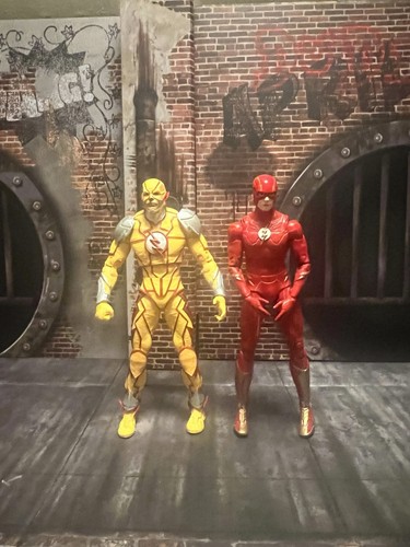 Mcfarlane Flash And Reverse Flash | eBay UK