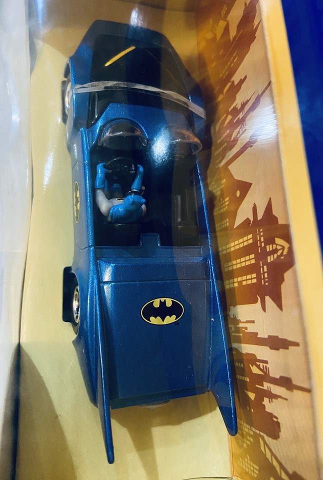 Corgi 1980’S Batman 1/43 MIB 1980s DC Comics Batmobile BMBV1 77307 ...