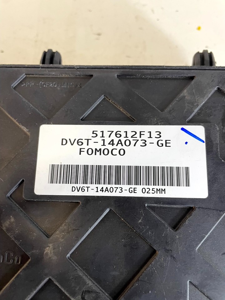 2014-2015 Ford Focus Escape 2.0L Body Control Module BCM DV6T-14A073-GE ...