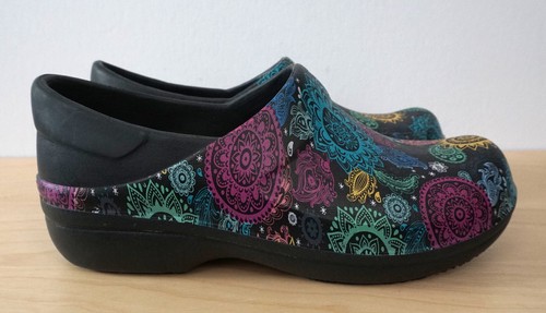 Crocs Pro Neria II Paisley Floral Print Non Slip Work Clogs Shoes Size ...