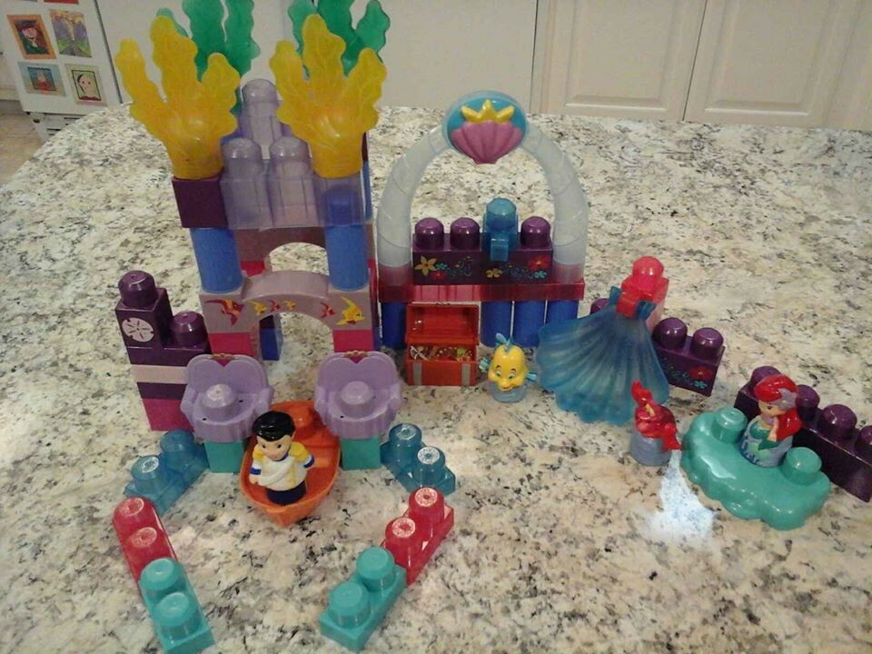 Vintage hard to find SUPER CUTE! Ariel's Underwater Kingdom Mega Bloks ...