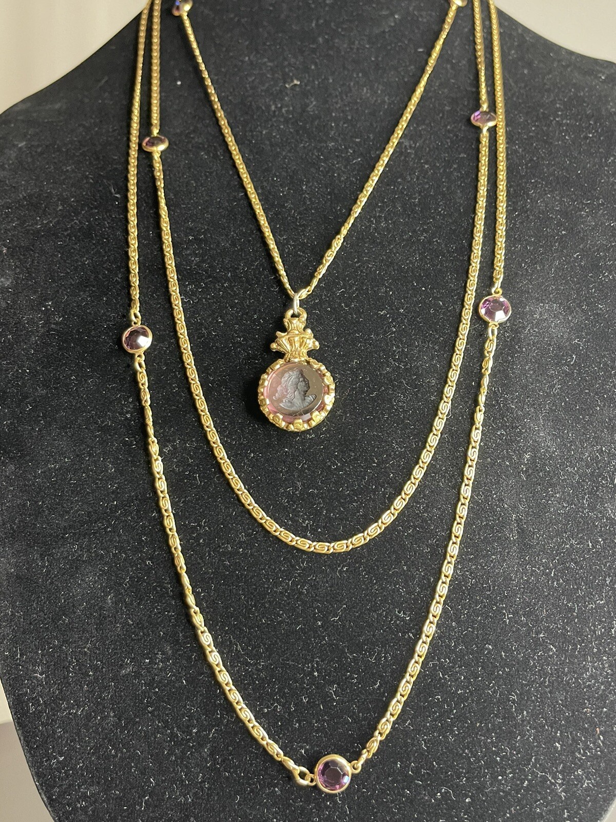 Vtg Goldette Triple Strand Intaglio Amethyst Glass Ne… - Gem