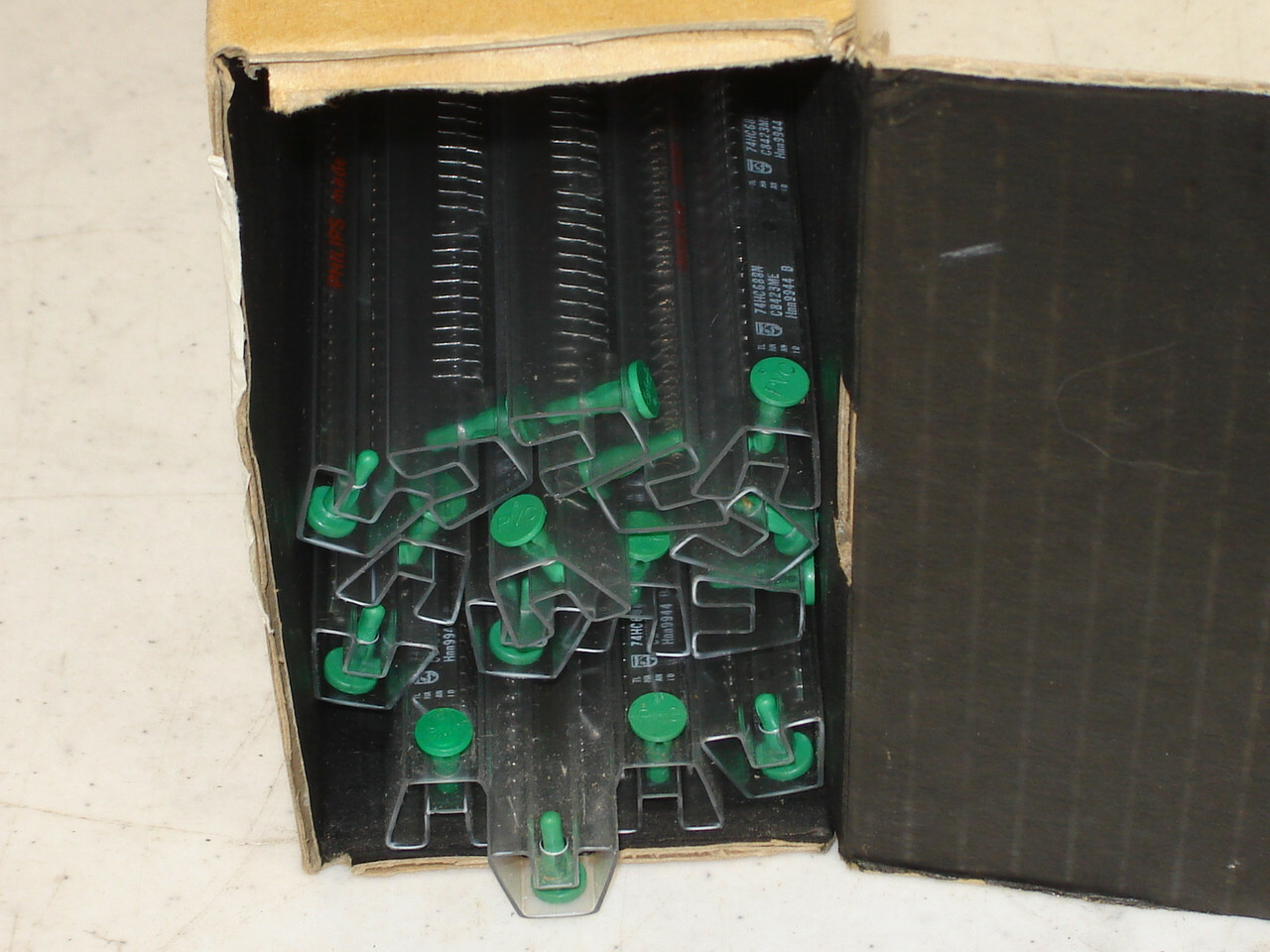 Lot of 4 Philips 74HC688N 8 bit Magnitude Comparator 20DIP NOS (74HC688 ...