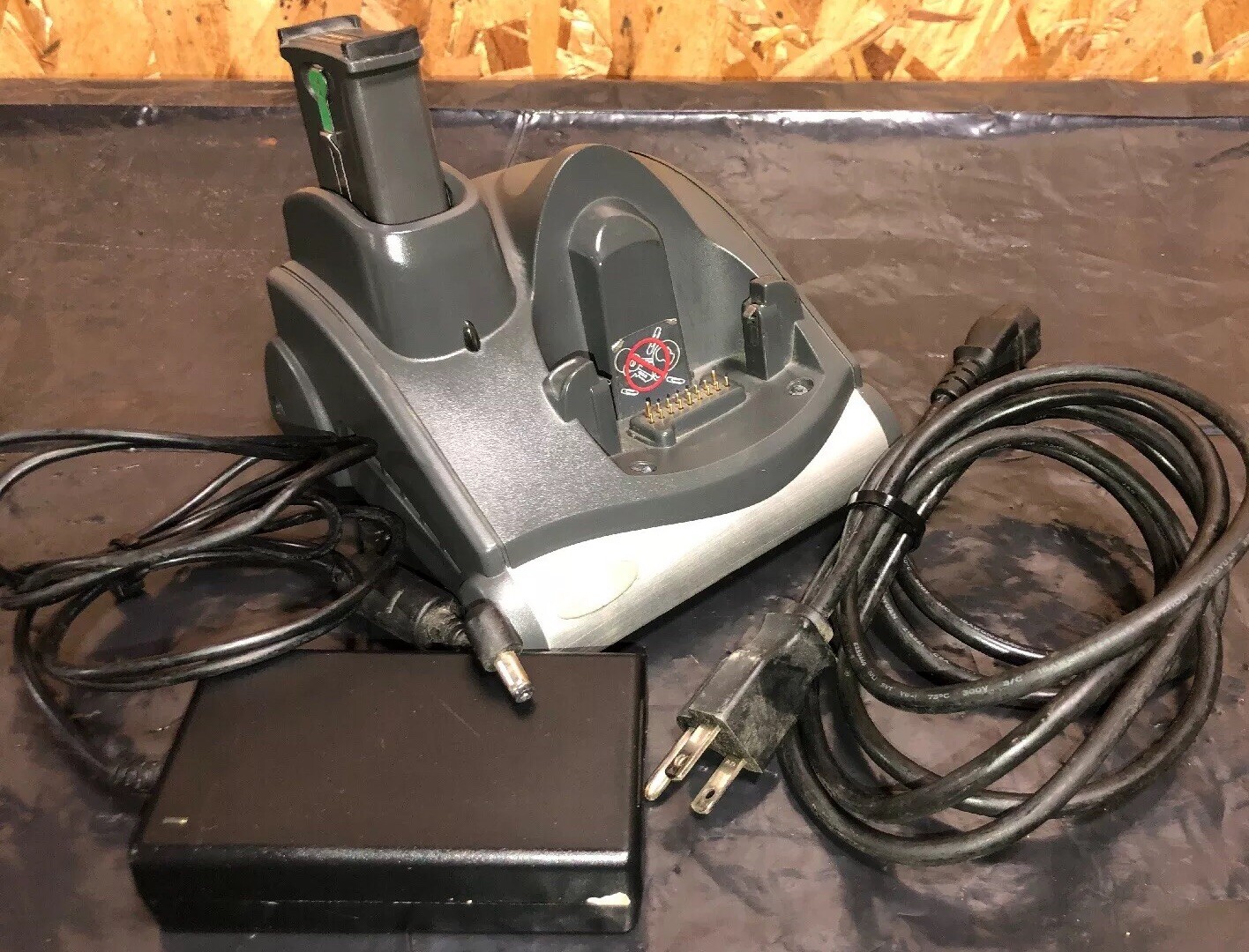 Motorola Symbol CRD9000-1000 Telxon Charging Station w/Battery & Power ...