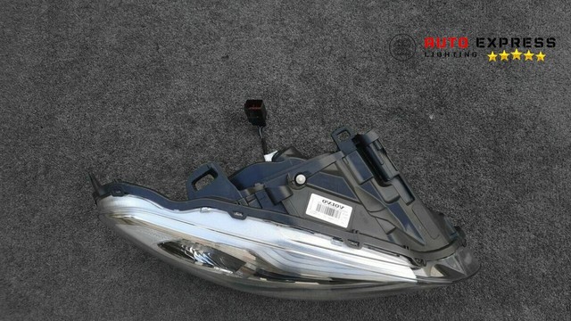 Volvo XC60 HEADLIGHT Facelift Right 31358109 Top for sale online | eBay