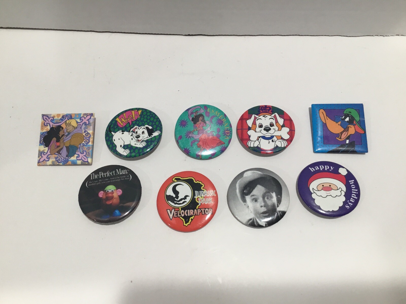 Buttons/Pins Set of 9 Variety Including Disney & Warner Bros Vintage | eBay