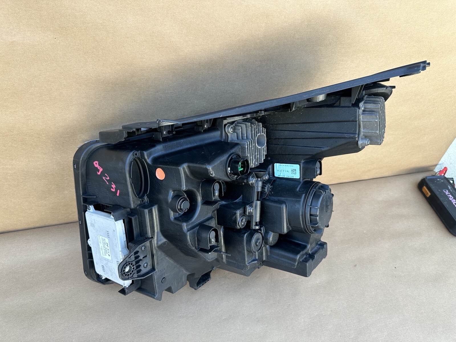 2021-2023 Hyundai Santa Fe LED Headlight Assembly, RH Pass OEM 92102 ...