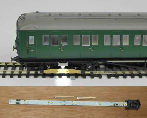 Train Tech CL23 Automatic Coach Lighting Cool White/Arc Effect | eBay