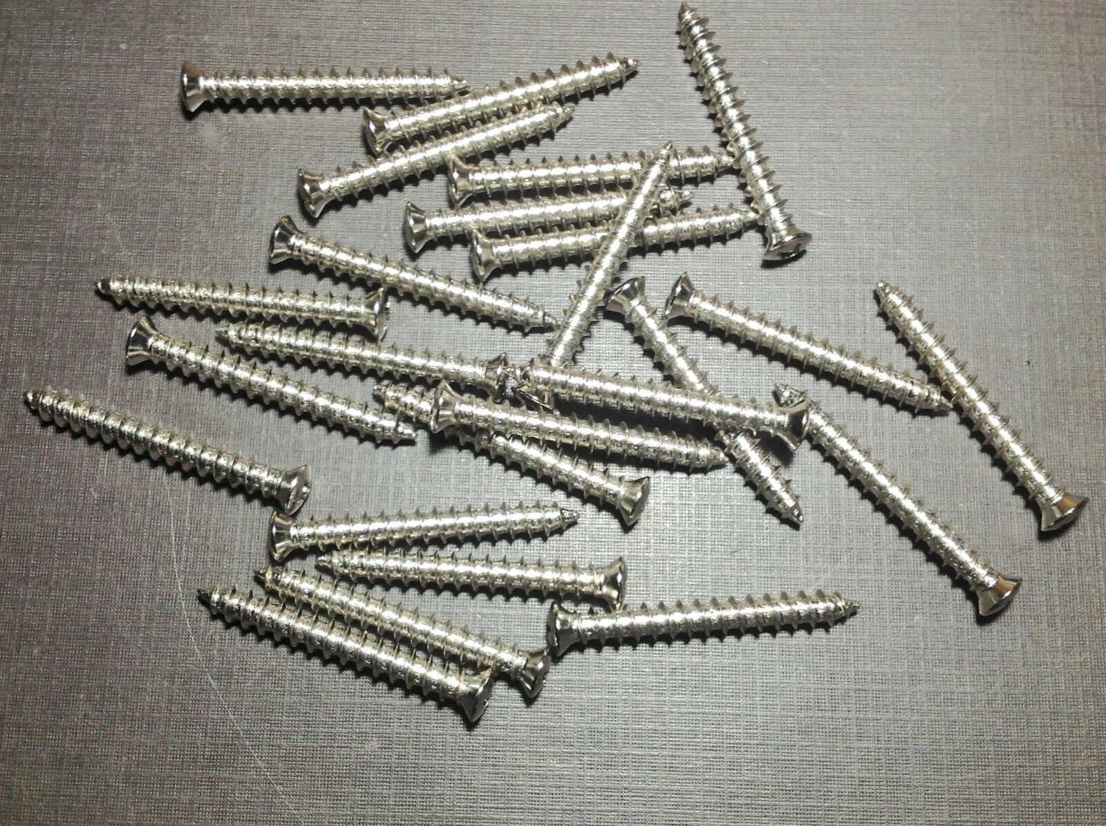 25 NORS #10 x 1-1/2" w/#6 nickel sheet metal garnish trim moulding ...