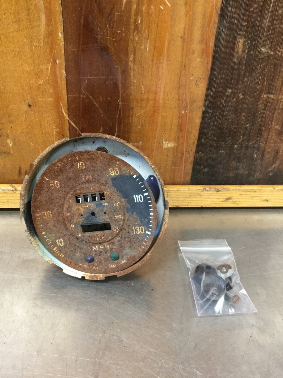 Triumph TR6 • Original Early Type Jaeger Speedometer Gauge. For Parts ...