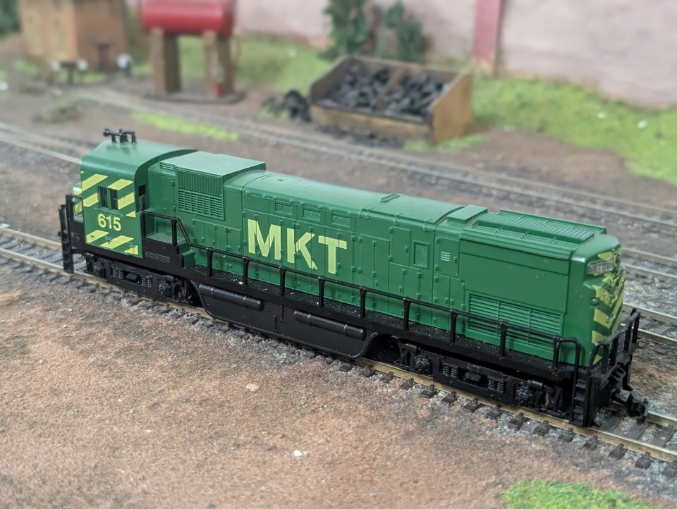 Model Power 6775 HO Gauge Alco C430 Diesel Loco MKT 615 | eBay