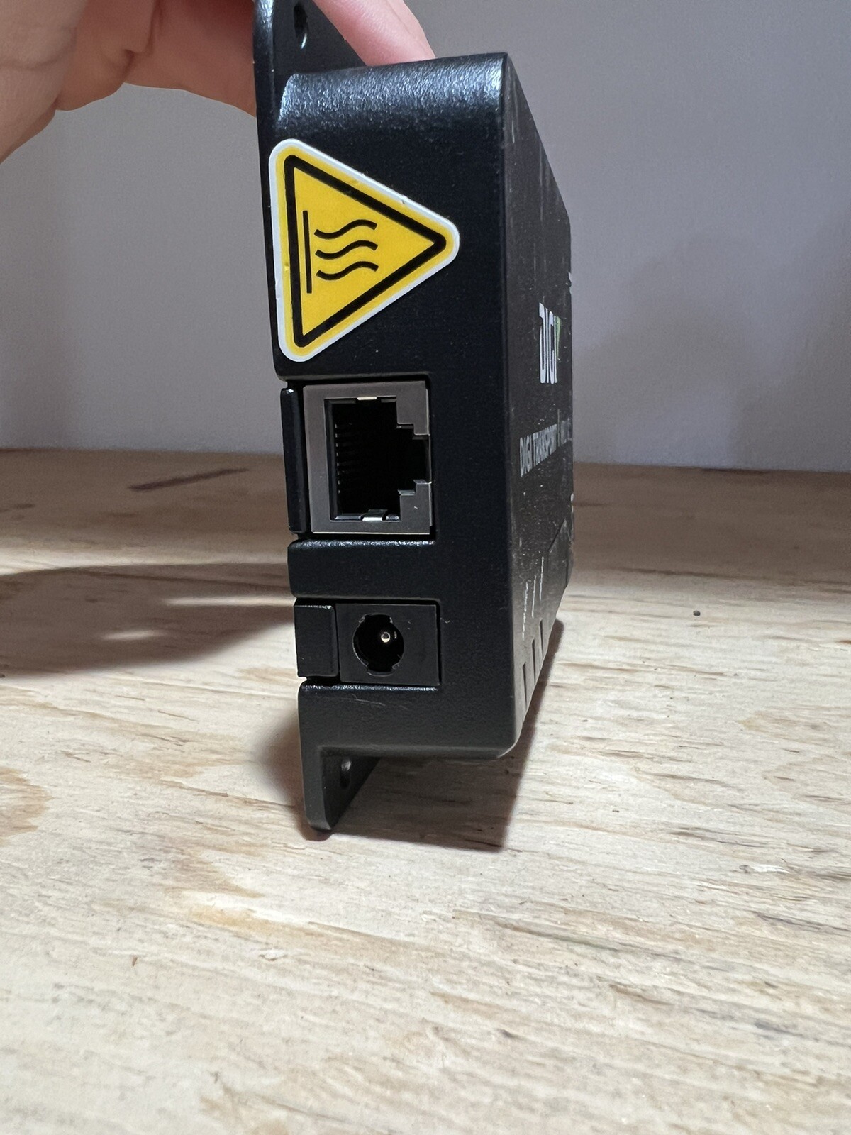 Digi TransPort WR11 XT (WR11-M600-DE1-XB) 4G LTE Wireless Router for ...