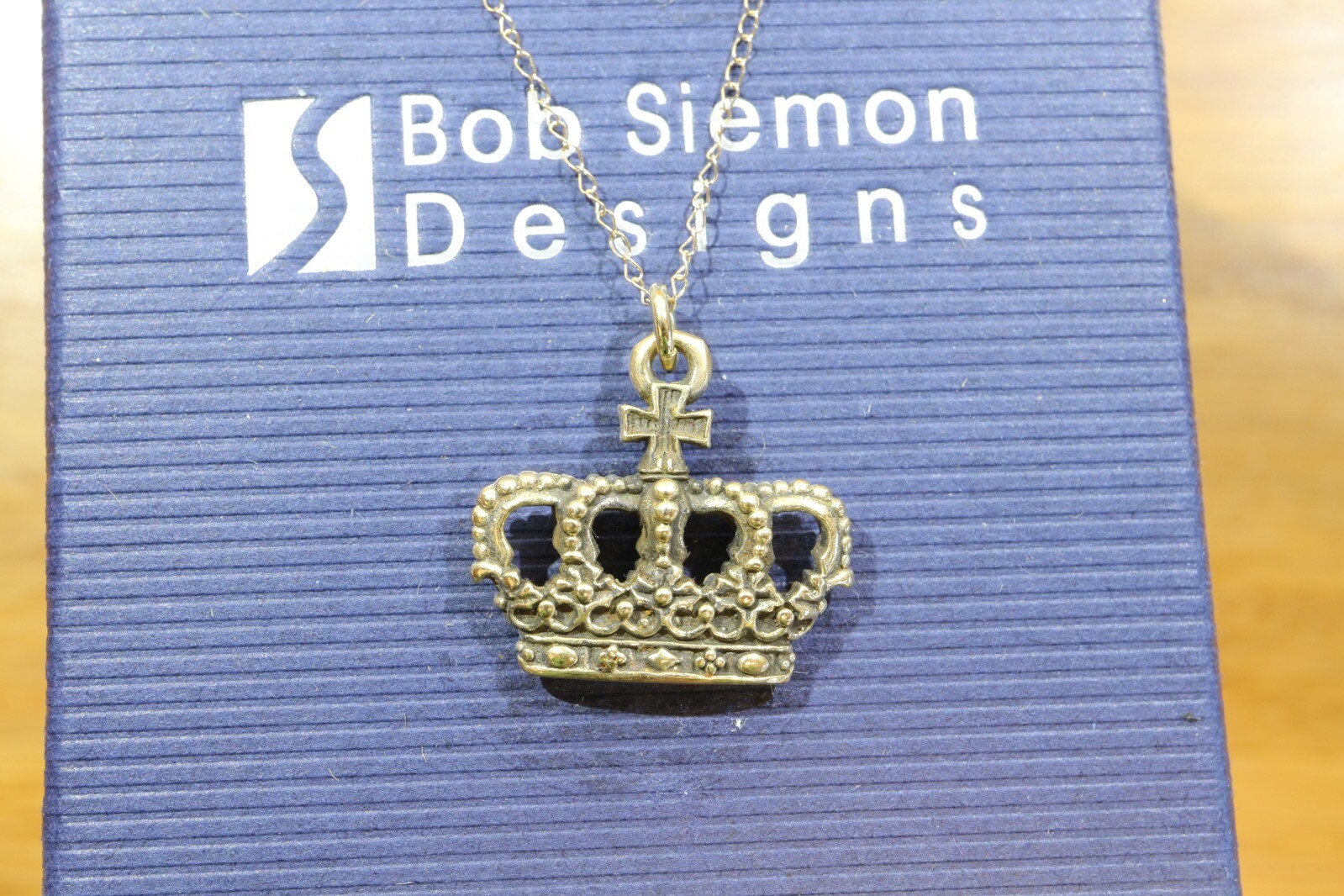 Bob Siemon 14K Solid Yellow Gold Crown Ladies Pendant Necklace Woman’s ...