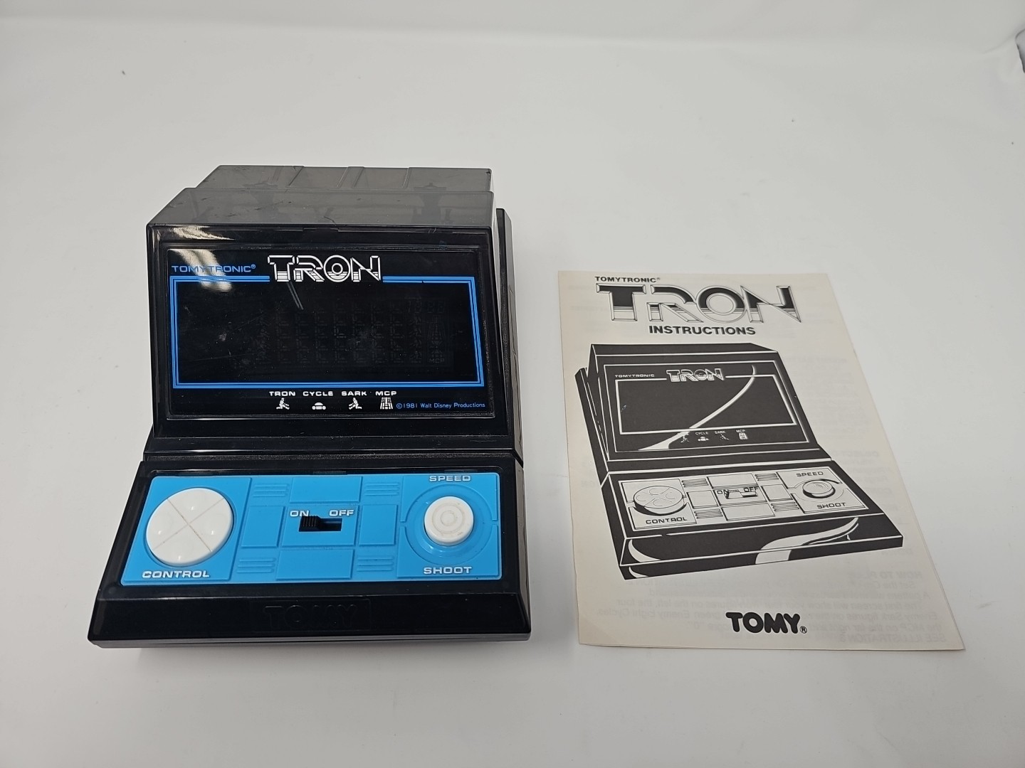 Vintage 1981 TomyTronic TRON Tabletop/Handheld Game For Parts/Repair ...