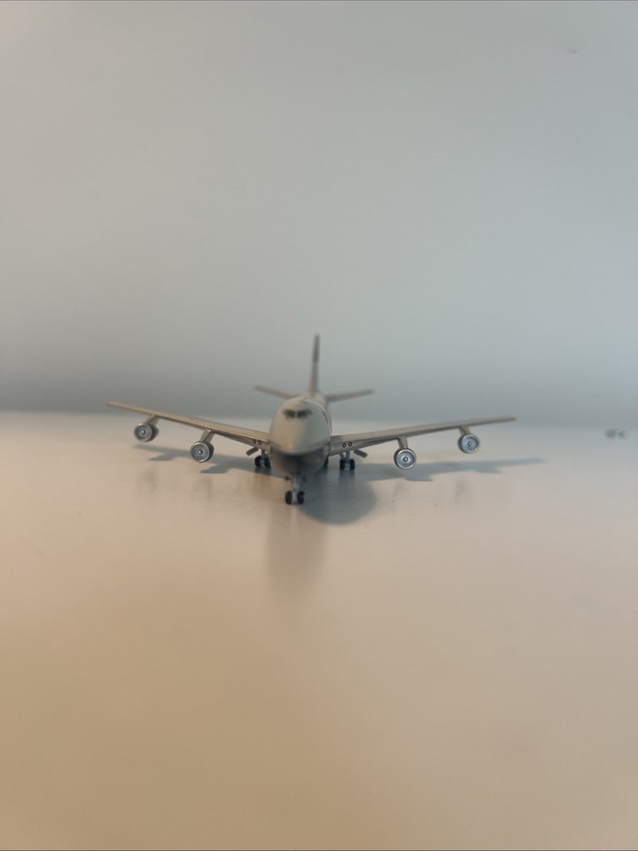 Big Bird Scale 1:500 British Airways Boeing 747-100 G-AWNA | eBay