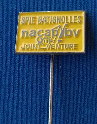 SPIE BATIGNOLLES nacap bv, JOINT VENTURE, vintage pin, badge, IKOM ...