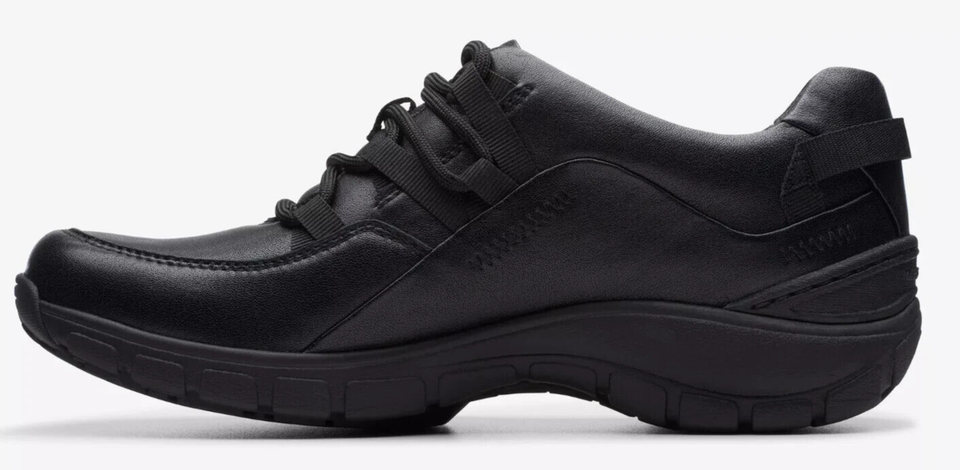 Clarks Women's Wave Range AP Waterproof Walking Shoe Black (Select Size ...