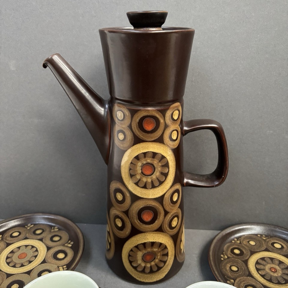 Denby Arabesque Stoneware Coffee Set–Retro Brown – Coffee Pot, Cups ...