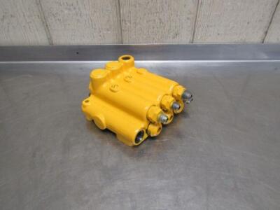 Cessna 102679 31523-2C Hydraulic Directional Control Valve 3 Spool | eBay