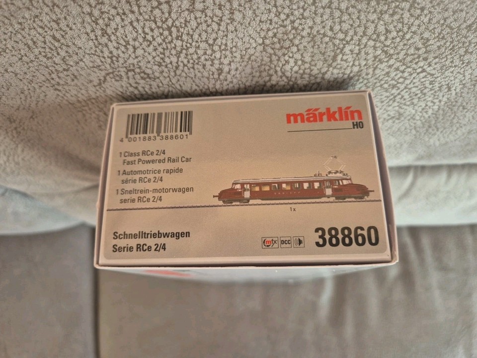 Märklin 38860 Schnelltriebwagen Serie RCe 2/4 "Roter Pfeil" der OeBB ...