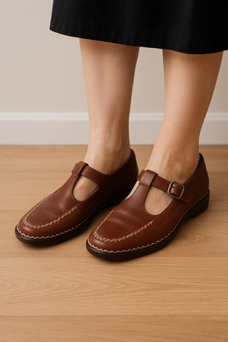 Vintage Dexter Women’s Brown Leather T-Strap Buckle Loafers Size 7M ...