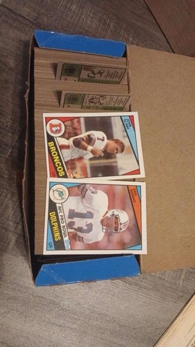 1984 TOPPS FOOTBALL COMPLETE SET NM/MT TO GEM BEAUTIFUL ELWAY AND ...