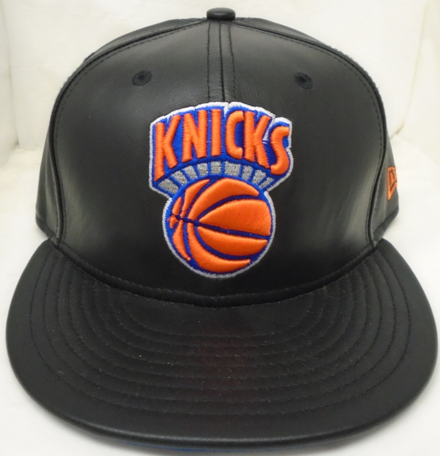 New York Knicks Men's New Era 59FIFTY 7 1/2 Fitted Cap Hat Faux Leather ...