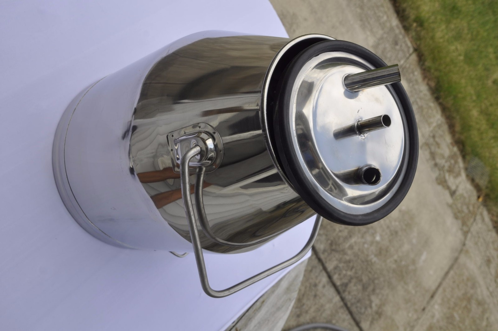 Milker: Stainless Steel Milker Bucket Pail Jug 25 Liter w/Lid and Liner ...