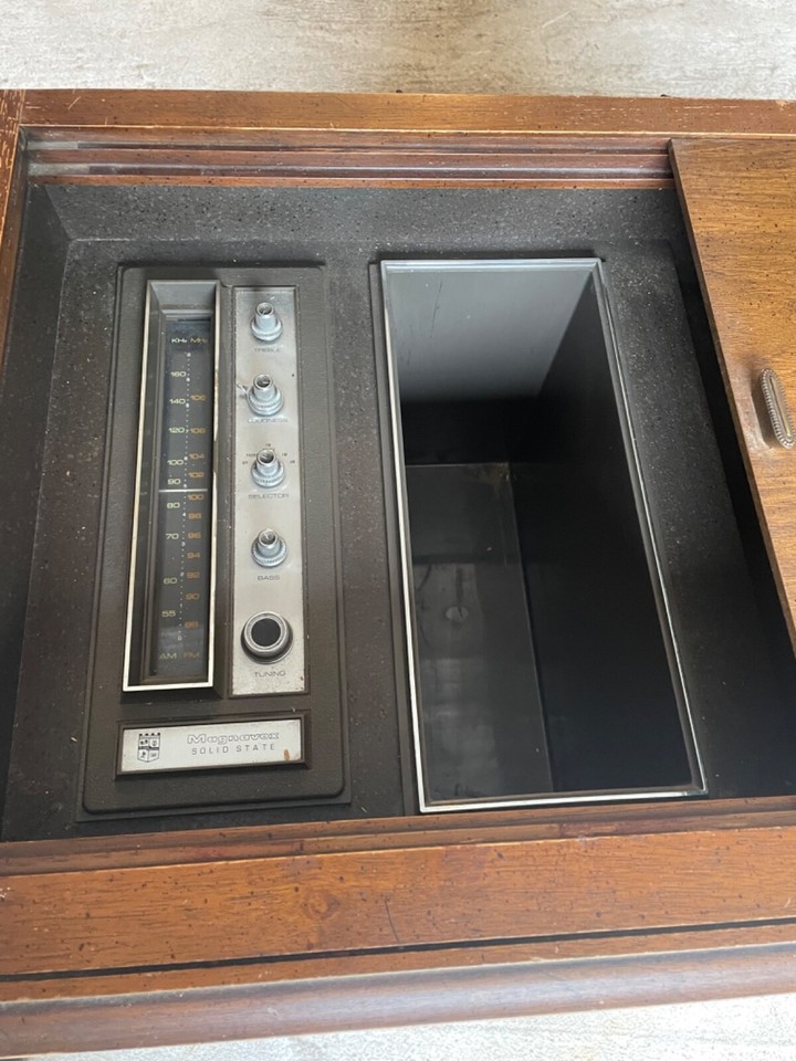 Vintage Magnavox Solid State Console | eBay