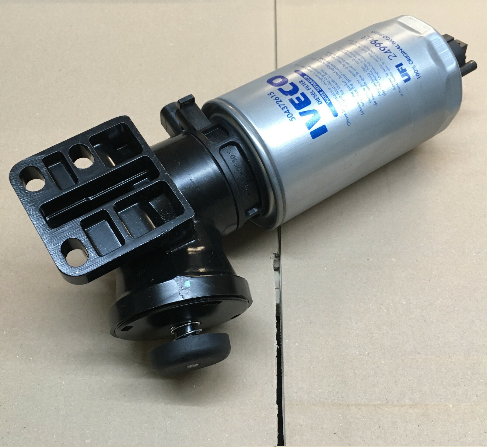 IVECO 504372615 Dieselfilter Kopf+Sensor Kraftstofffilter UFI 2499903 ...