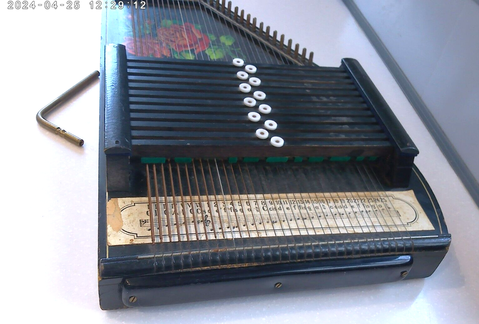 Vintage Rosetti Autoharp Zither 32 String 12 Bar Chord Musical ...