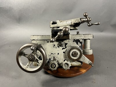 Lathe - Apron Assembly