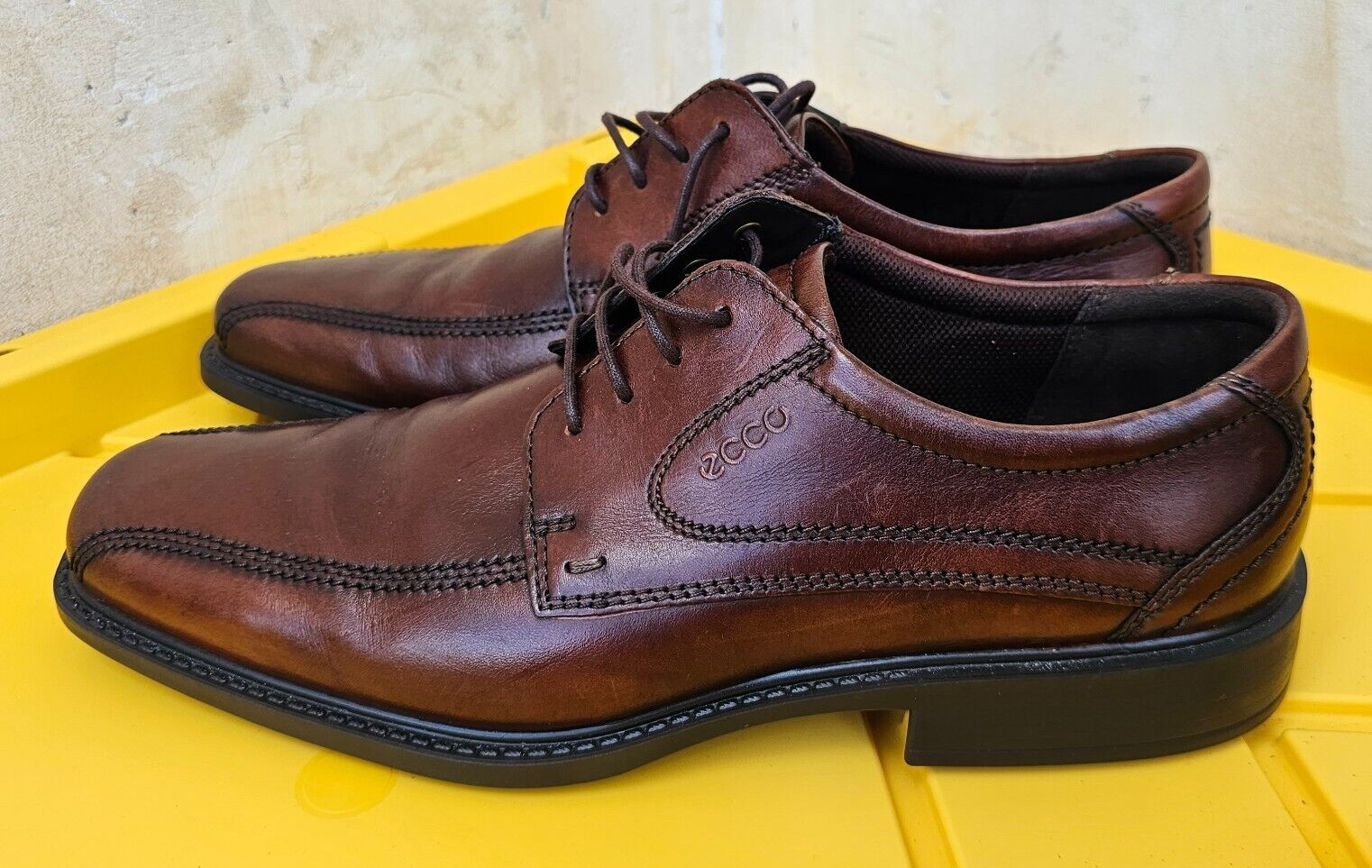 ECCO Men's Helsinki Bicycle Toe Shape Shoes Size EU 4… - Gem