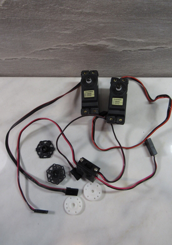 3 Pcs. Airtronics R/C Accessories 2 x Servo 94102 + 1 Switch | eBay