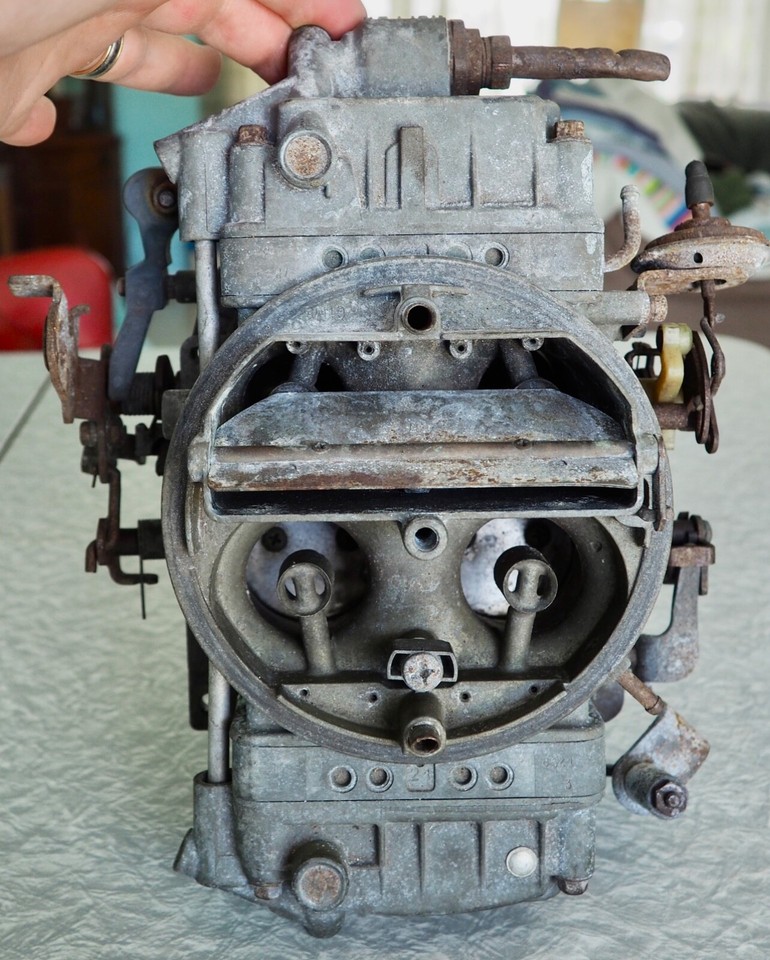 Holley 6210-3 650 CFM Double Pumper Spread Bore Carburetor #1P | 4 ...