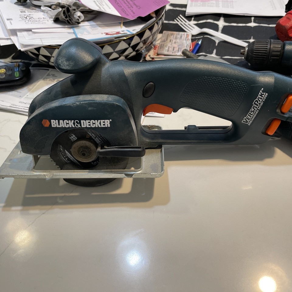 BLACK & DECKER 5 pc Tool Set VersaPak 7.2v Drill Circ. Saw Rotary Tool ...