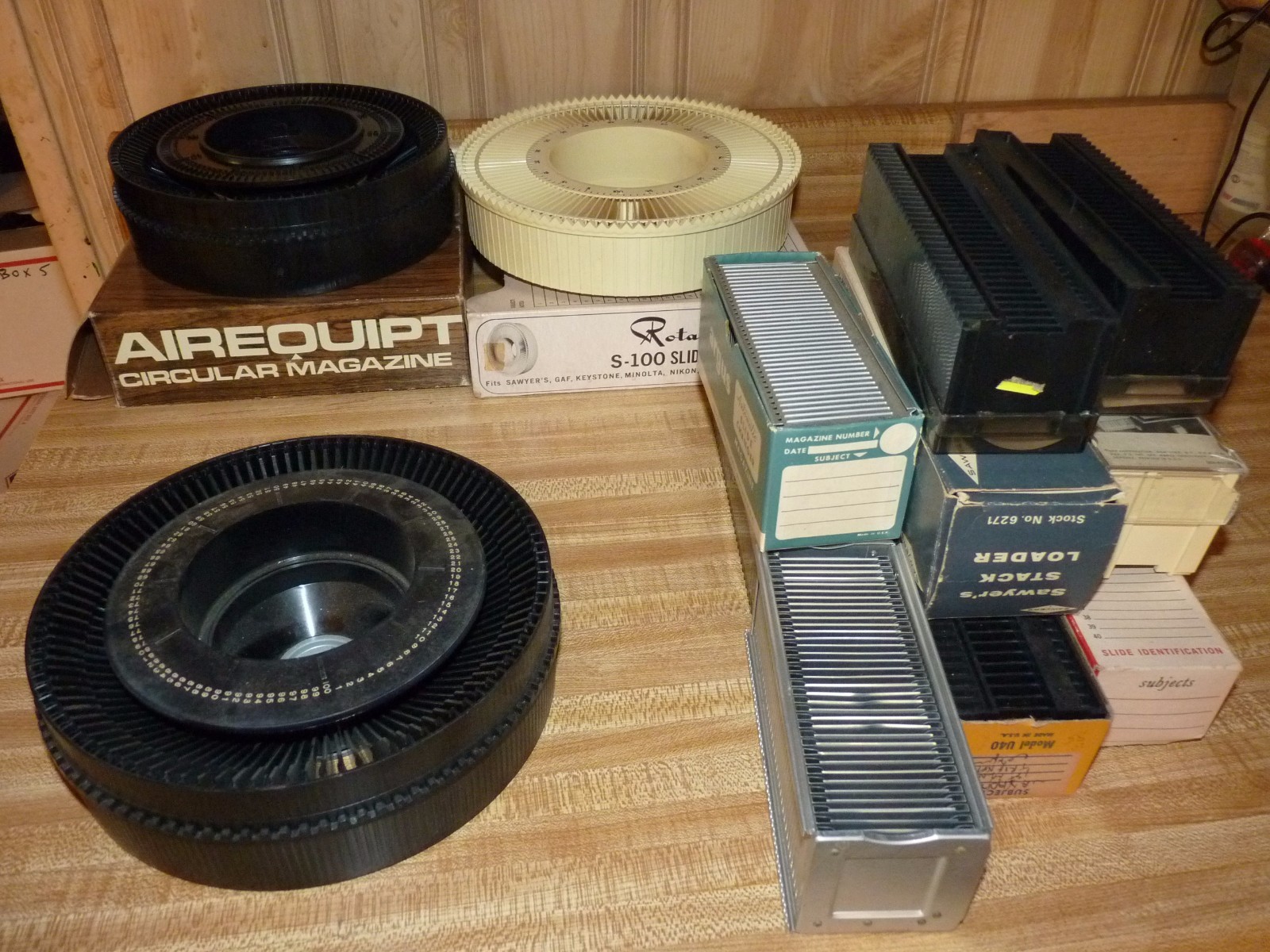 Large lot of Slide Carousels & Slide Trays assorted brands, sizes WILL ...